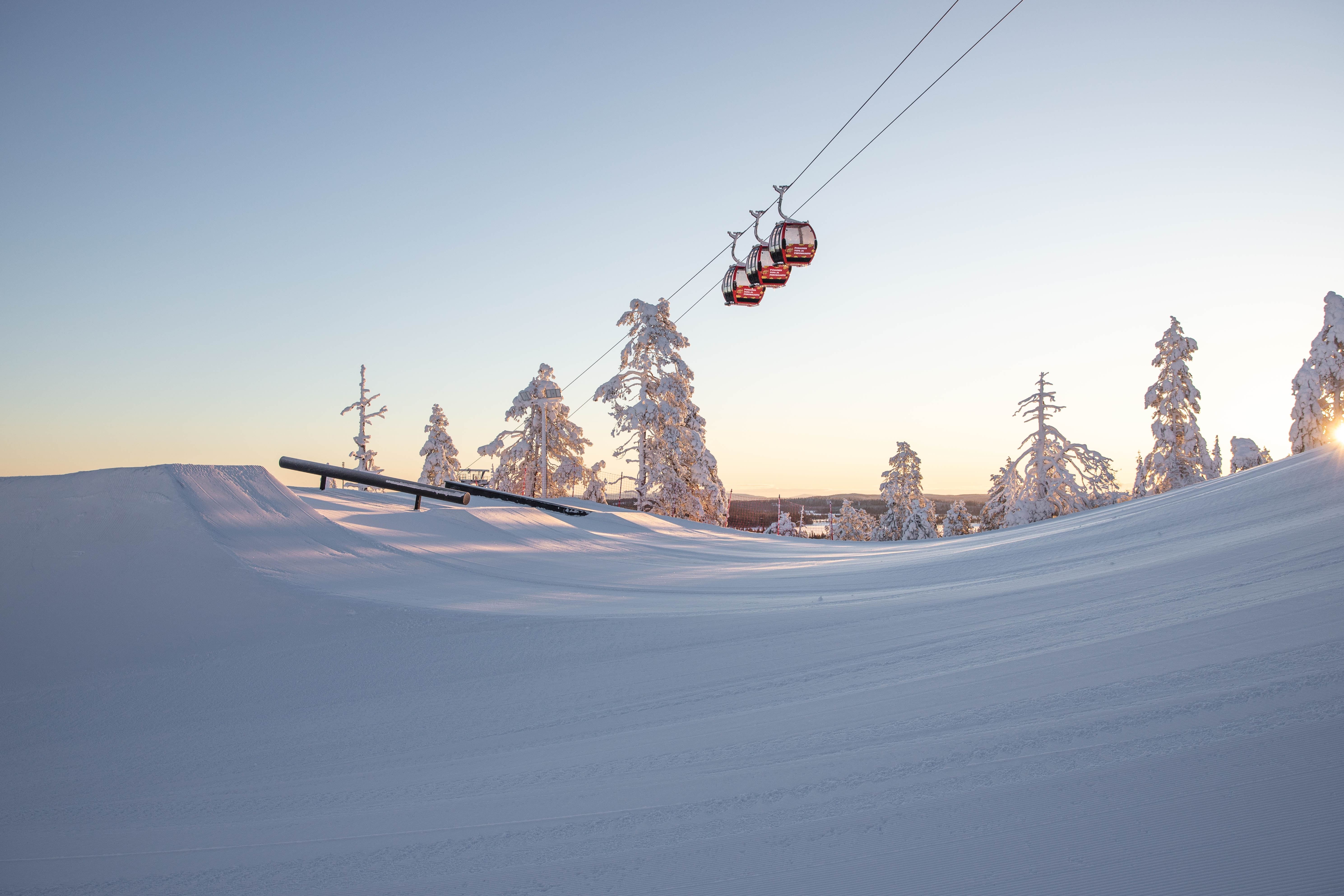 Ruka Online Hissiliput laskijoille, Activities