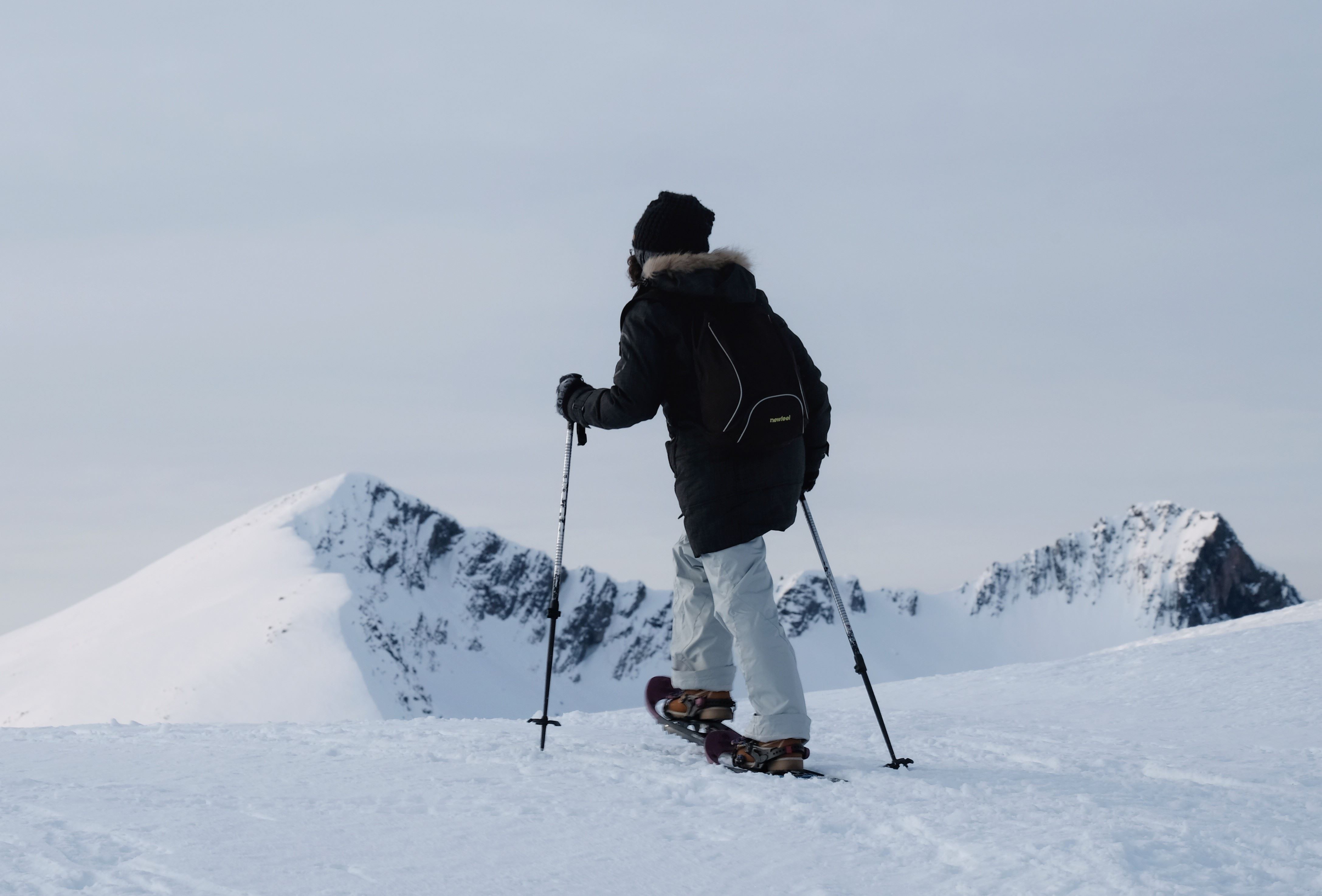 Guided snowshoe hill hike, Outdoor Activities Winter