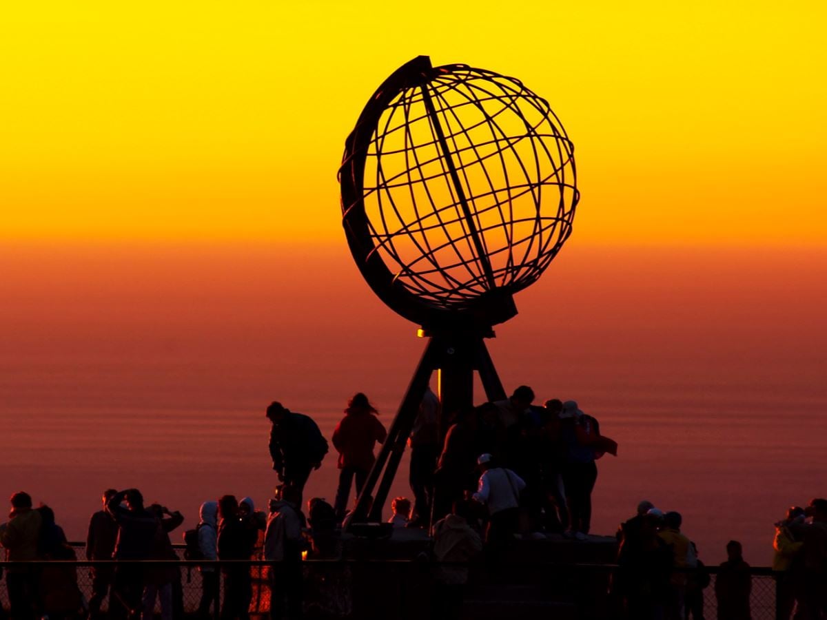 The North Cape Midnight Tour, Sightseeing